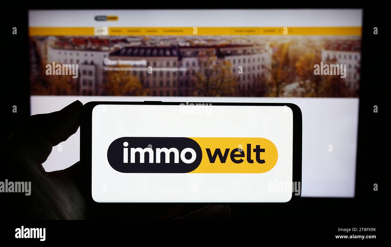 Immowelt logo hi-res stock photography and images - Alamy