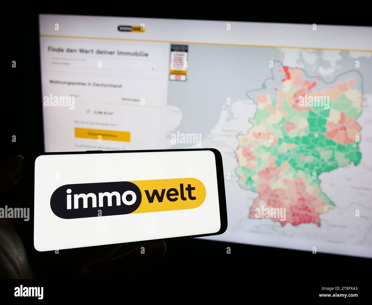 Immowelt logo hi-res stock photography and images - Alamy