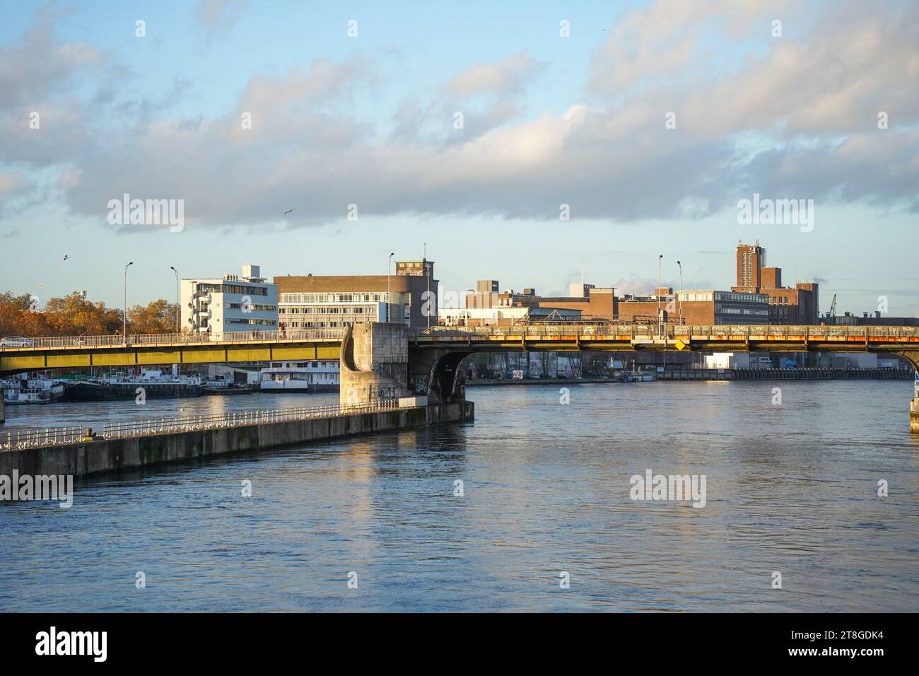Wilhelmina bridge, across the Maas/Meuse River Maastricht, Limburg ...