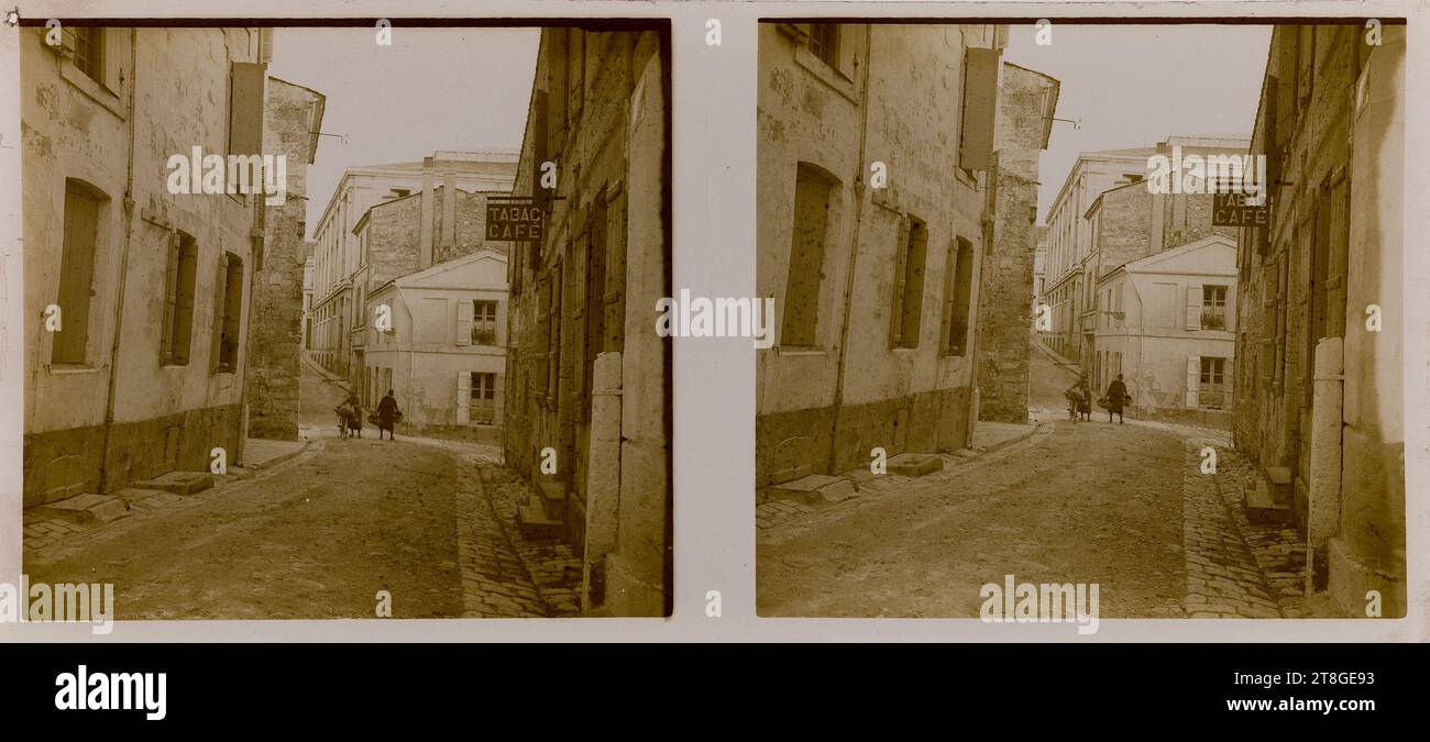 Rue à Montmartre (?), 18th arrondissement, Paris, Photographer, Array ...