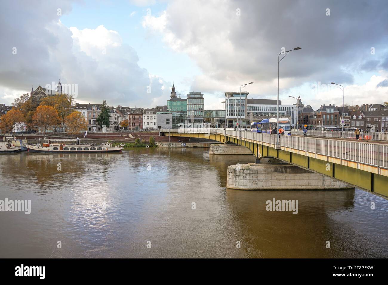 Wilhelmina bridge, across the Maas/Meuse River Maastricht, Limburg ...
