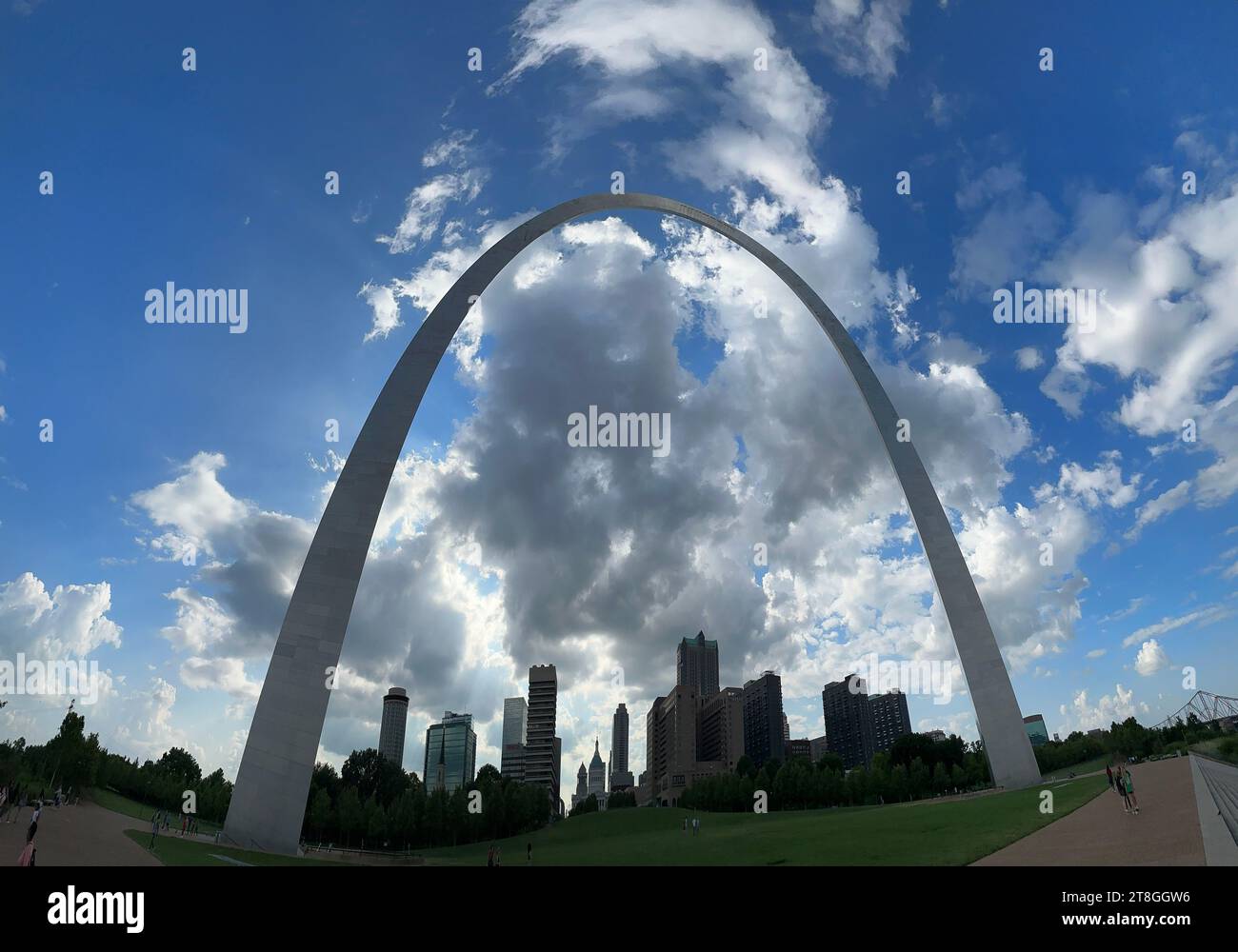 St. Louis, Missouri - June 21, 2023: The Gateway Arch in St Louis, MO ...
