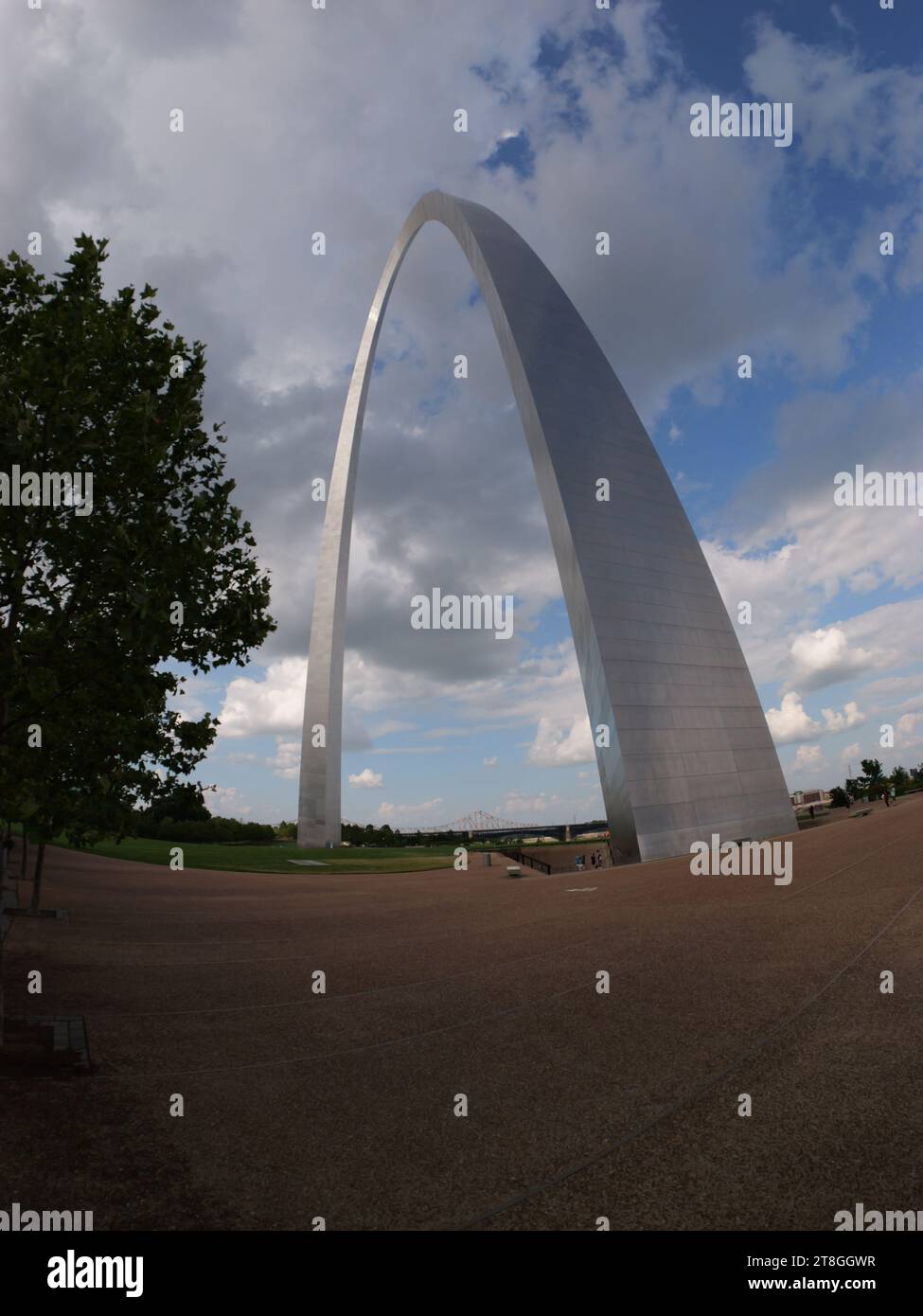 St. Louis, Missouri - June 21, 2023: The Gateway Arch in St Louis, MO ...