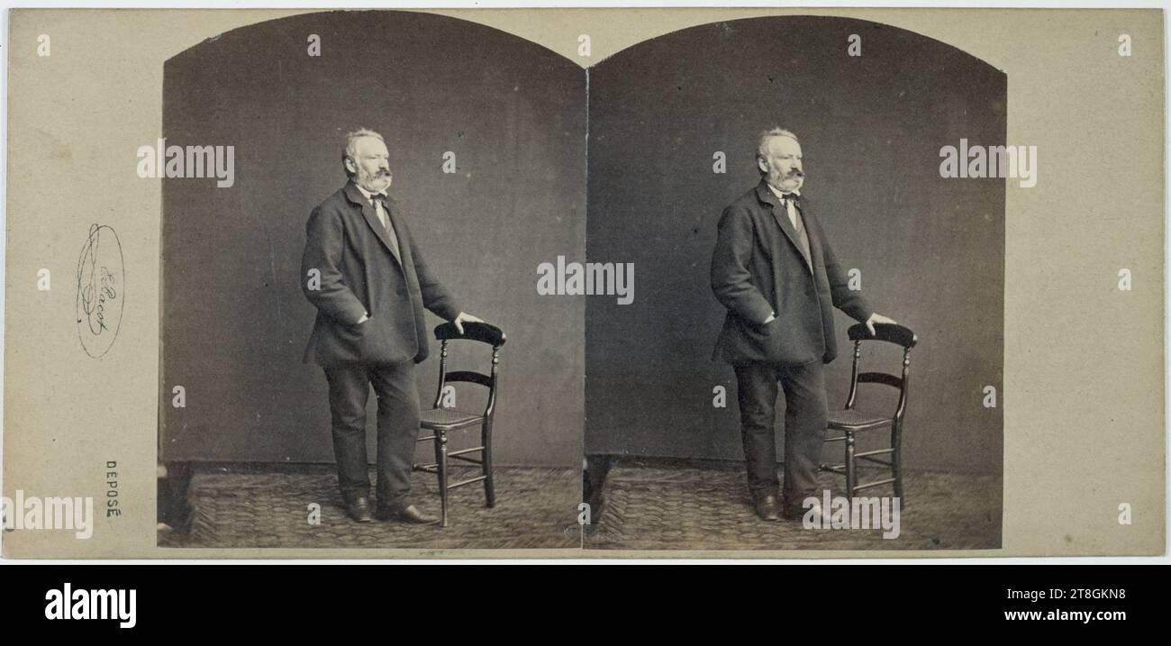 Victor hugo left hand hi-res stock photography and images - Alamy