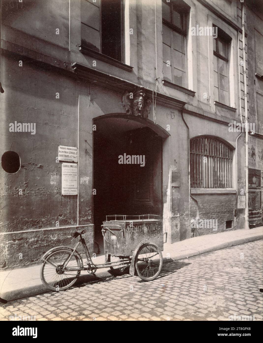 5 rue elzevir hi-res stock photography and images - Alamy