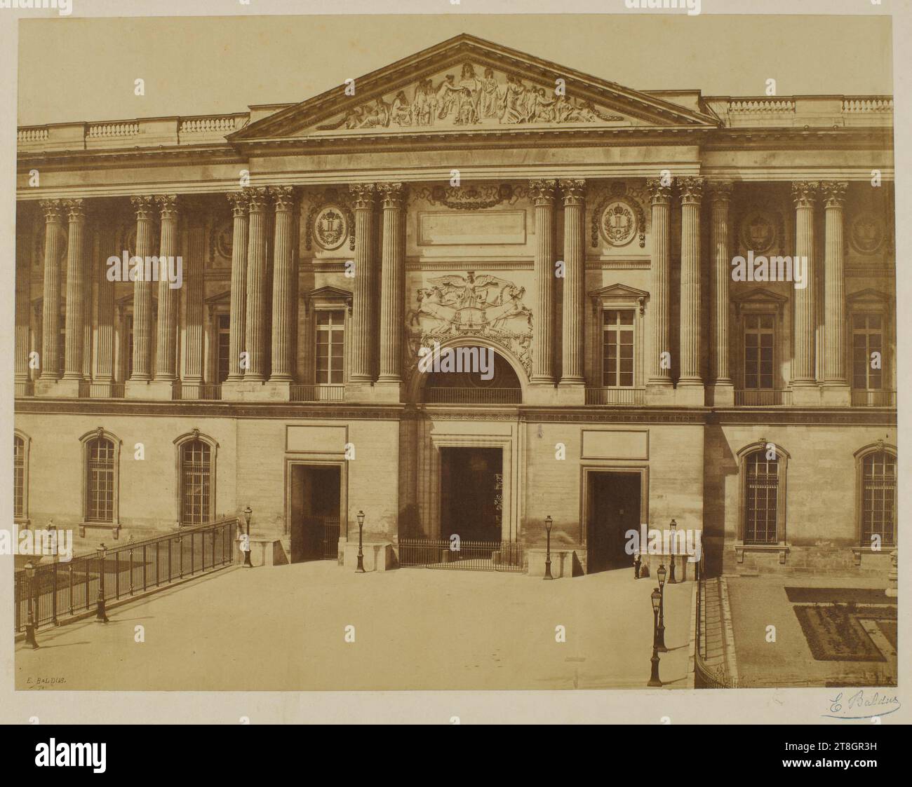 Façade of the Perrault colonnade at the Louvre, 1st arrondissement ...
