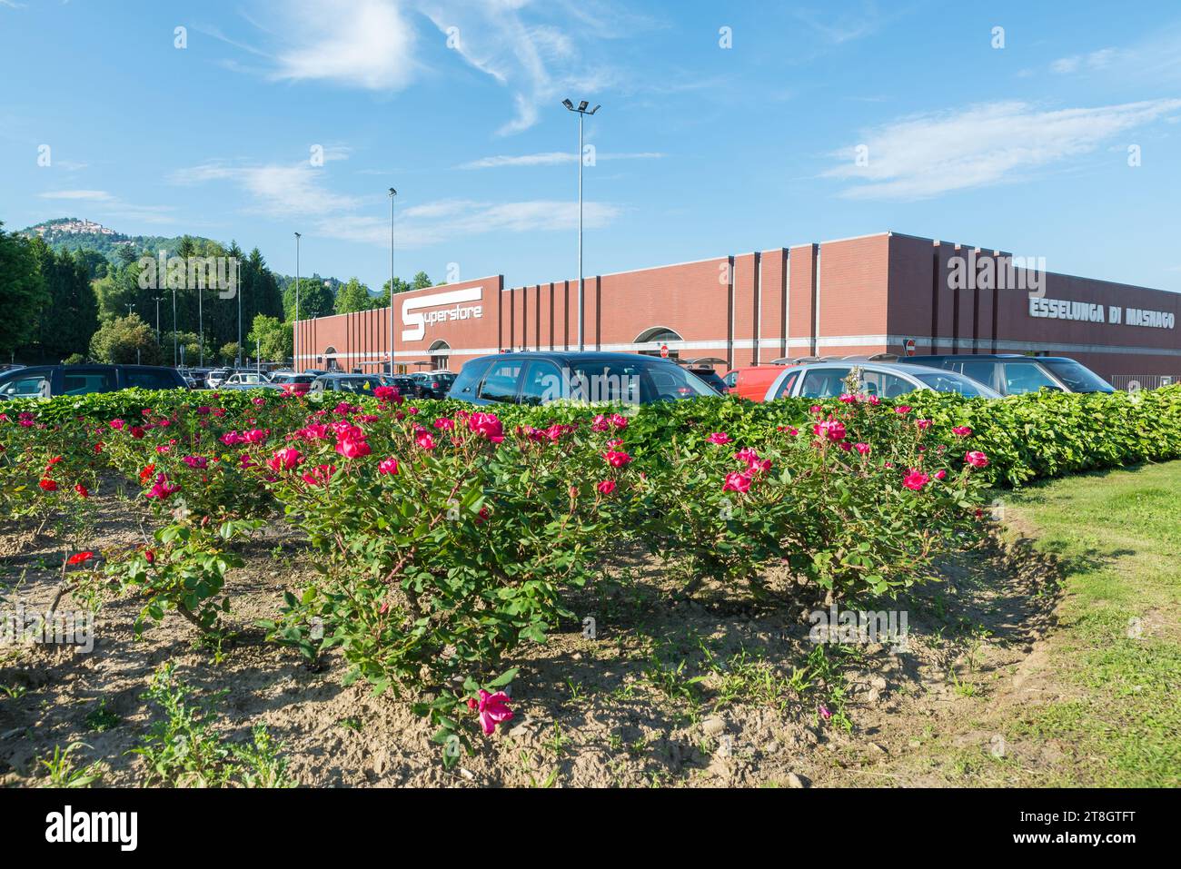 Typical Italian superstore, Esselunga, very famous supermarket chain ...