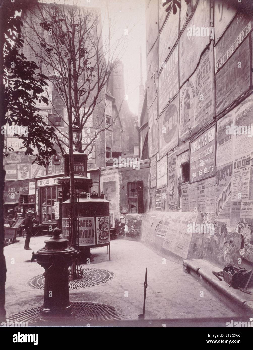 Walls obscuring the apse of the Saint-Séverin church, at the corner of ...