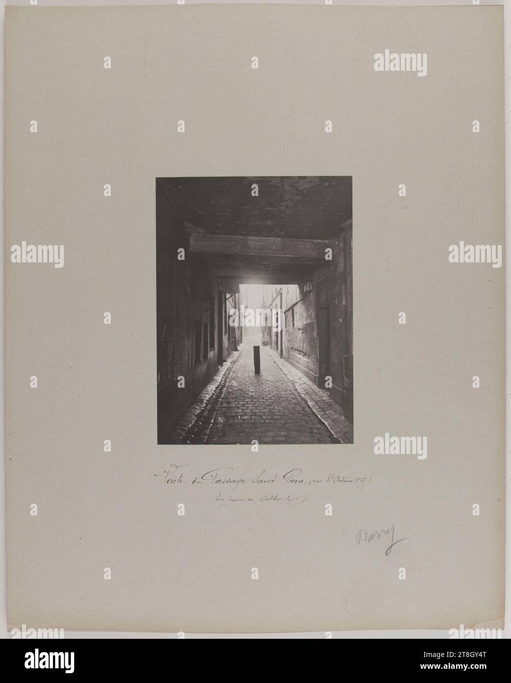 65 rue saint antoine hi-res stock photography and images - Alamy