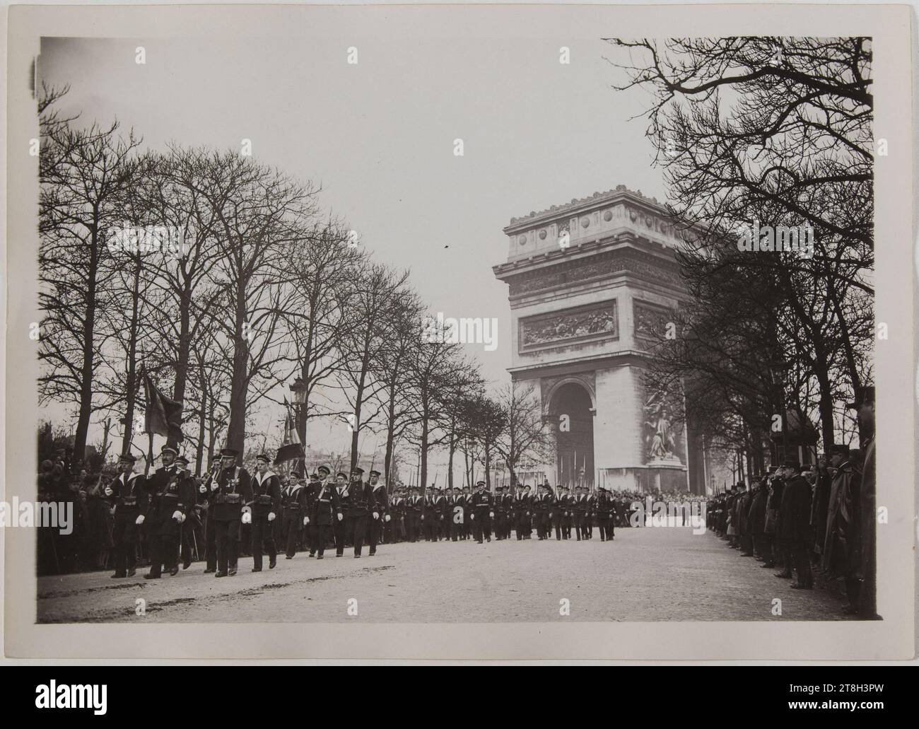Anniversary of the Armistice on November 11, 1931, parade of sailors ...