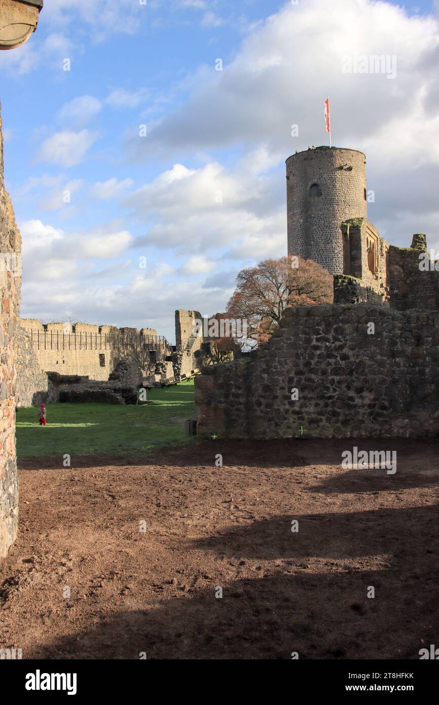 Old castle Münzenberg Stock Photo - Alamy