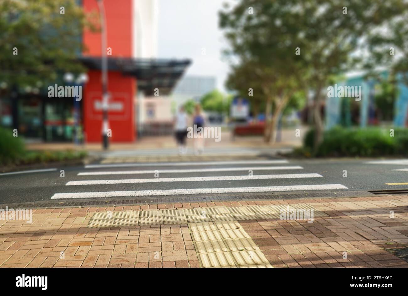 Pedestrian crossing sign new zealand hi-res stock photography and ...