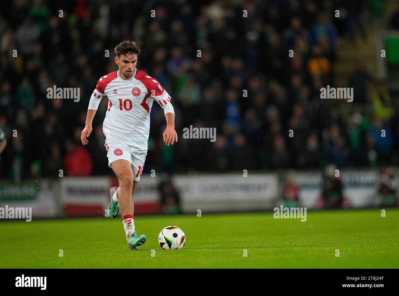 Windsor Park, Belfast, Northern Ireland. 20th Nov, 2023. Matthew O ...
