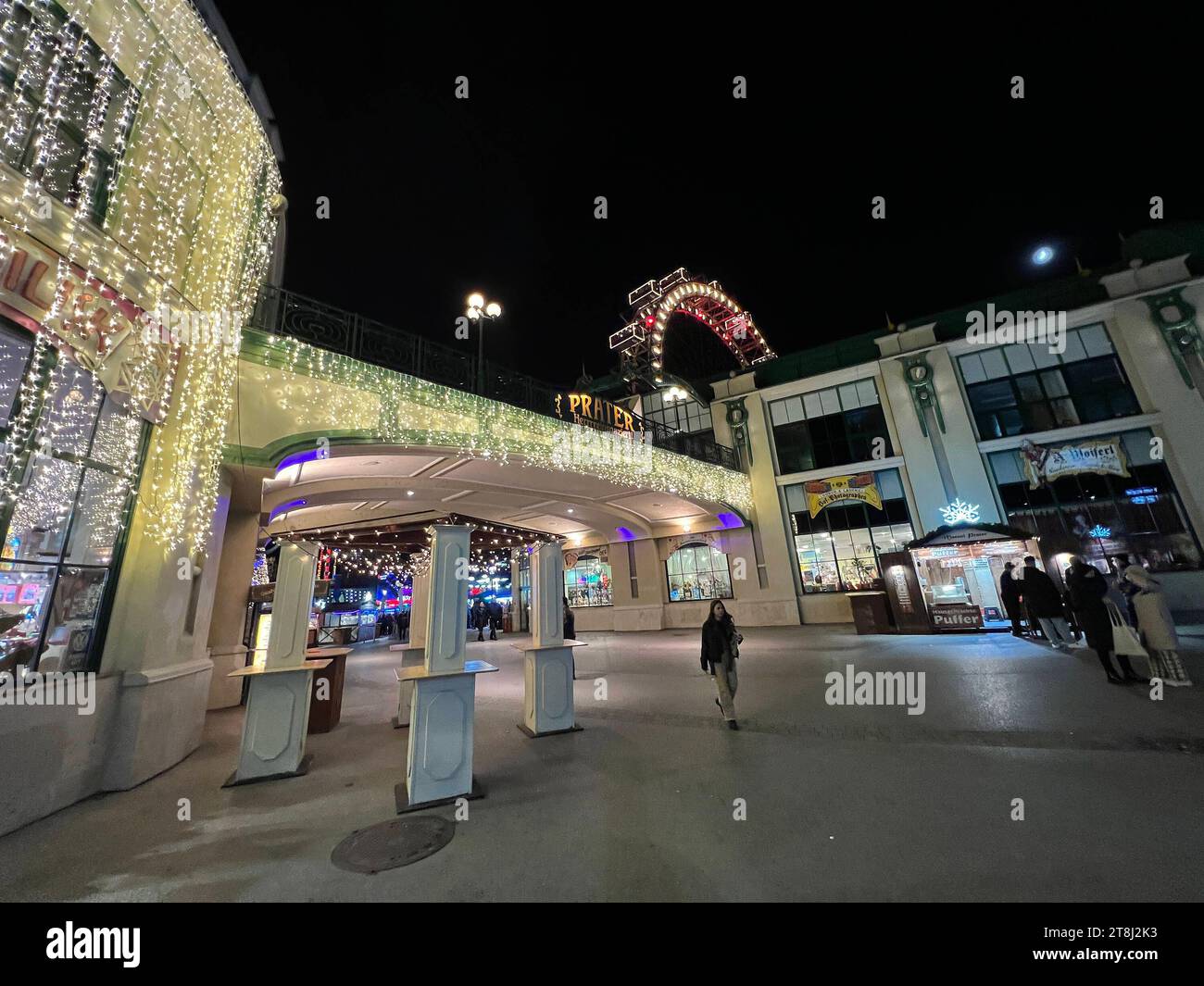 Wintermarkt auf dem Riesenradplatz im Prater - Wien 20.11.2023: Wien ...