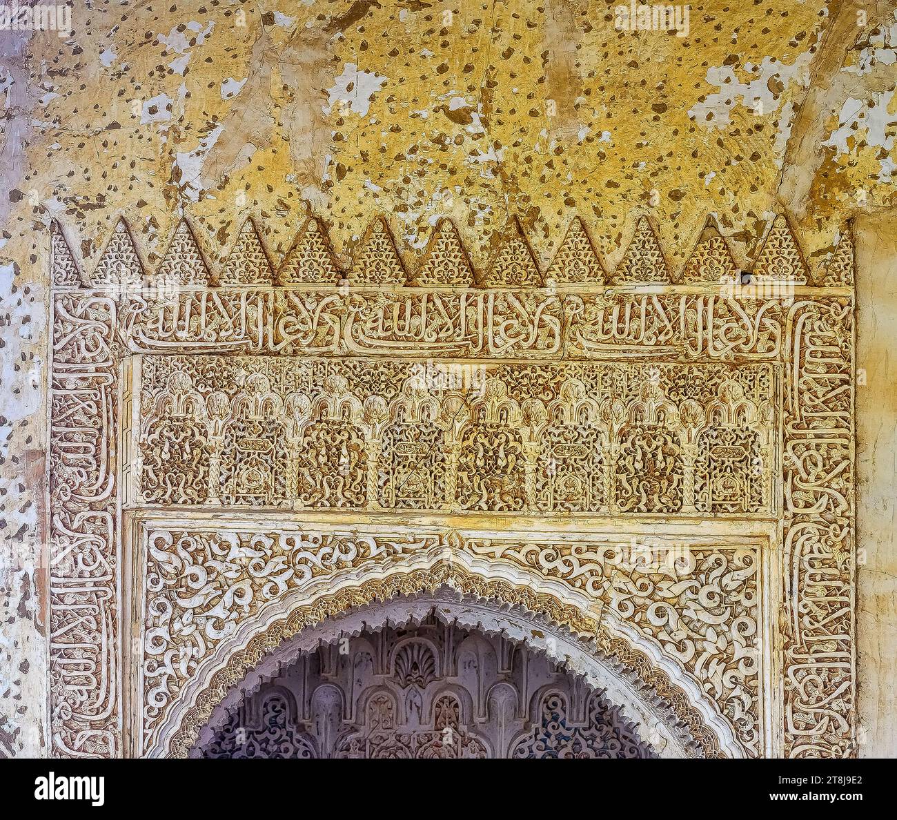 Alhambra, Spain, Architecture of the fortress and palace complex ...