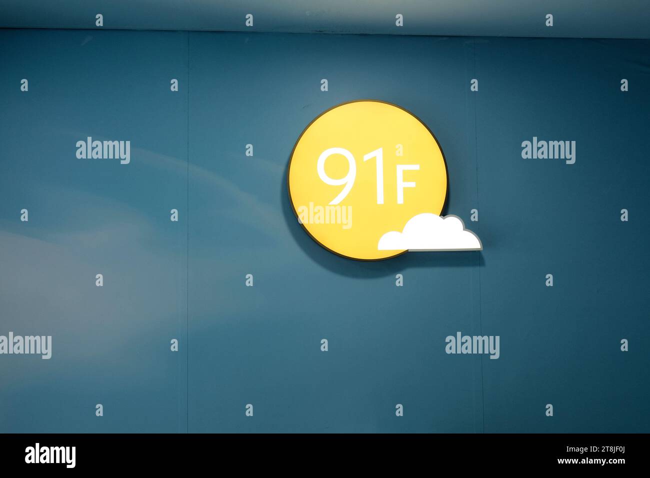 Sign on the 91st floor of the Taipei 101 skyscraper in Taipei, Taiwan ...