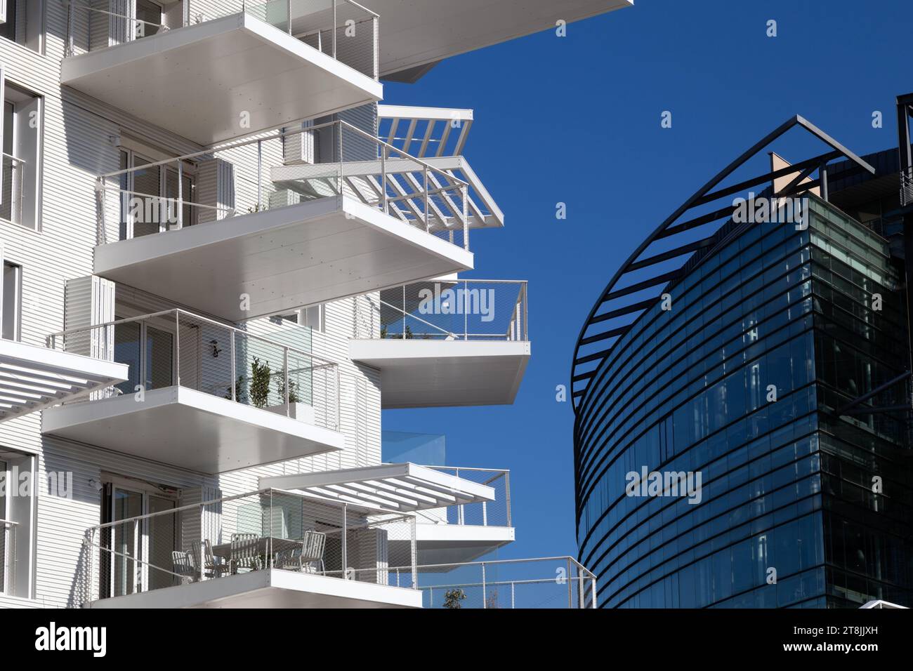Modern building " L'Arbre Blanc ", Les Berges du Lez. Montpellier ...
