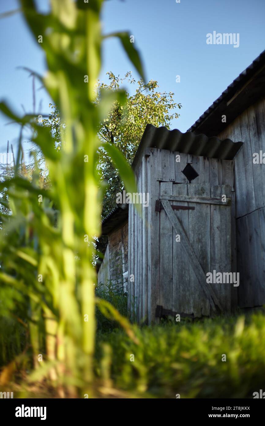 Rural toilet shed hi-res stock photography and images - Alamy
