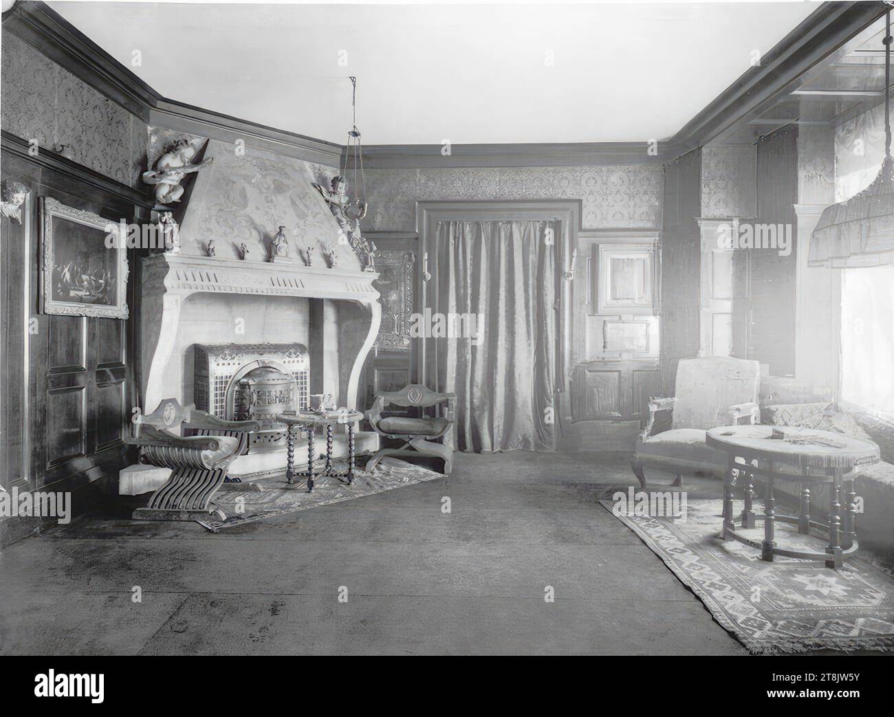 Paul mayer apartment hi-res stock photography and images - Alamy