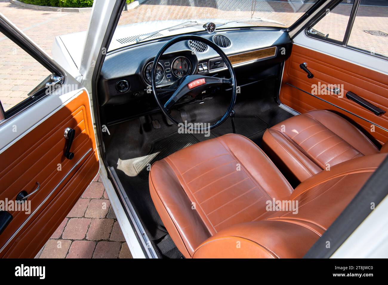 1971 Fiat 128 estate classic Italian family car Stock Photo - Alamy