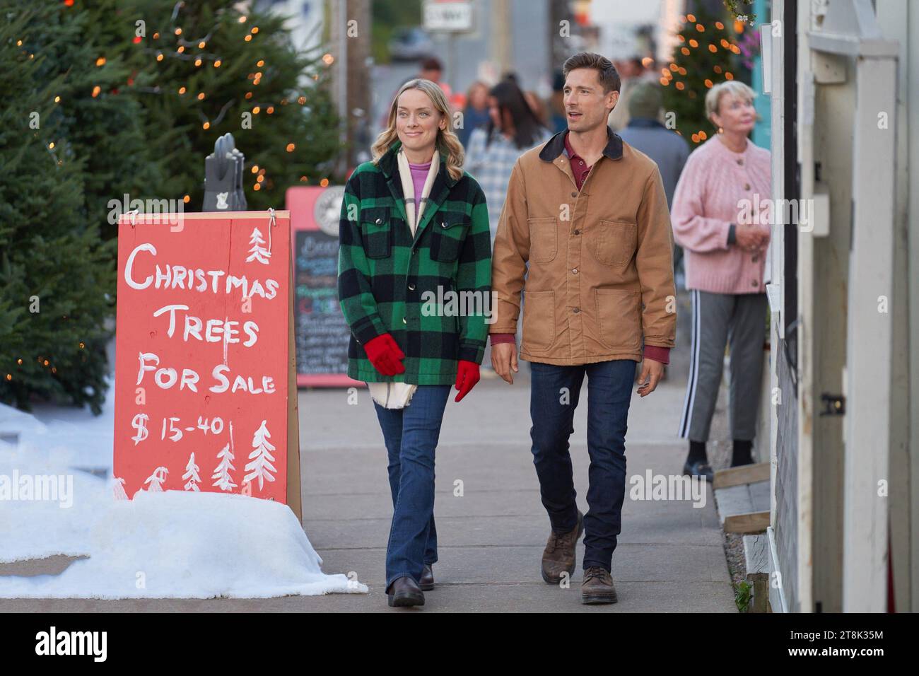 CHRISTMAS ISLAND, from left: Rachel Skarsten, Andrew Walker, (aired Nov ...