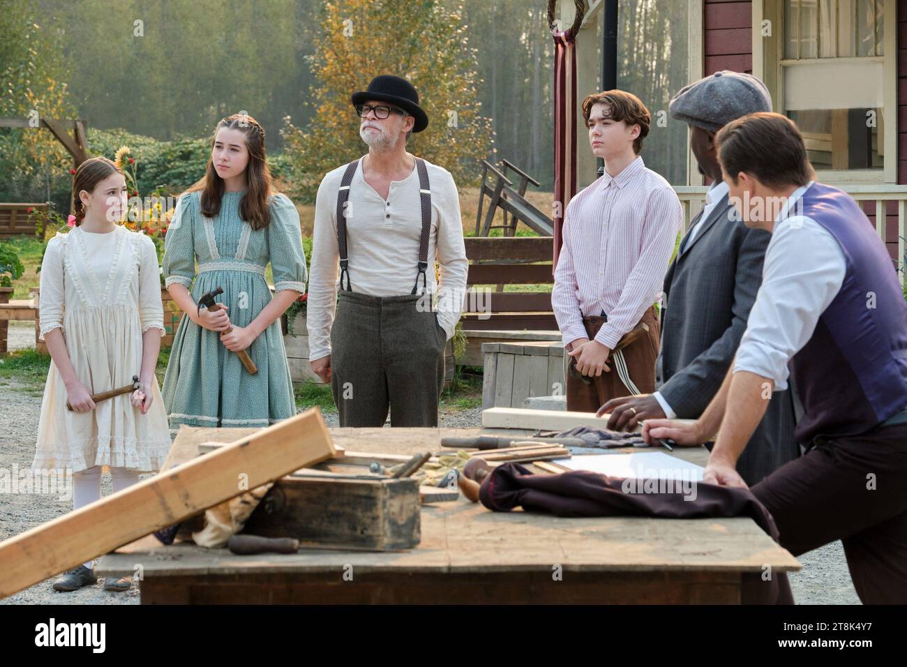 WHEN CALL STHE HEART, from left: Grace Shinyei, Ava Cooper, Martin ...