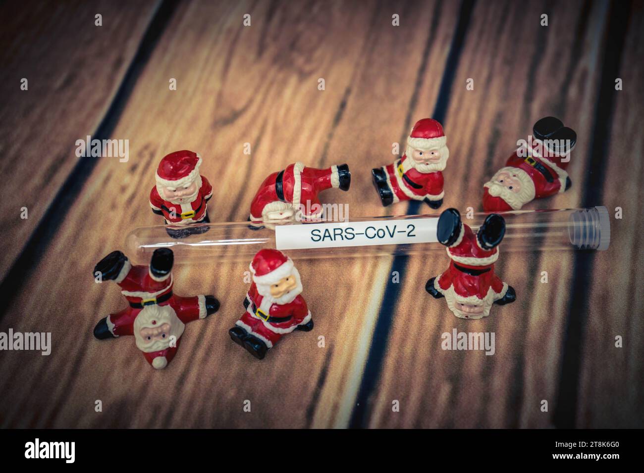 Sick santa claus hi-res stock photography and images - Alamy