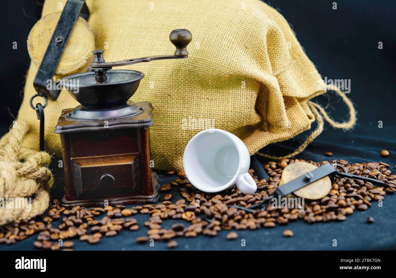Transporting coffee hi-res stock photography and images - Alamy