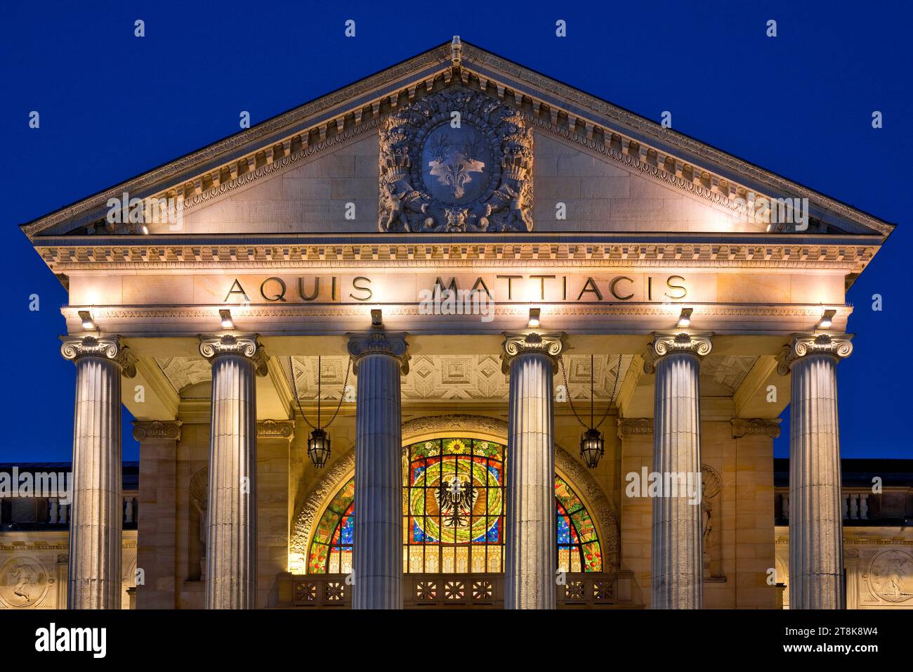 Columned portico hi-res stock photography and images - Alamy