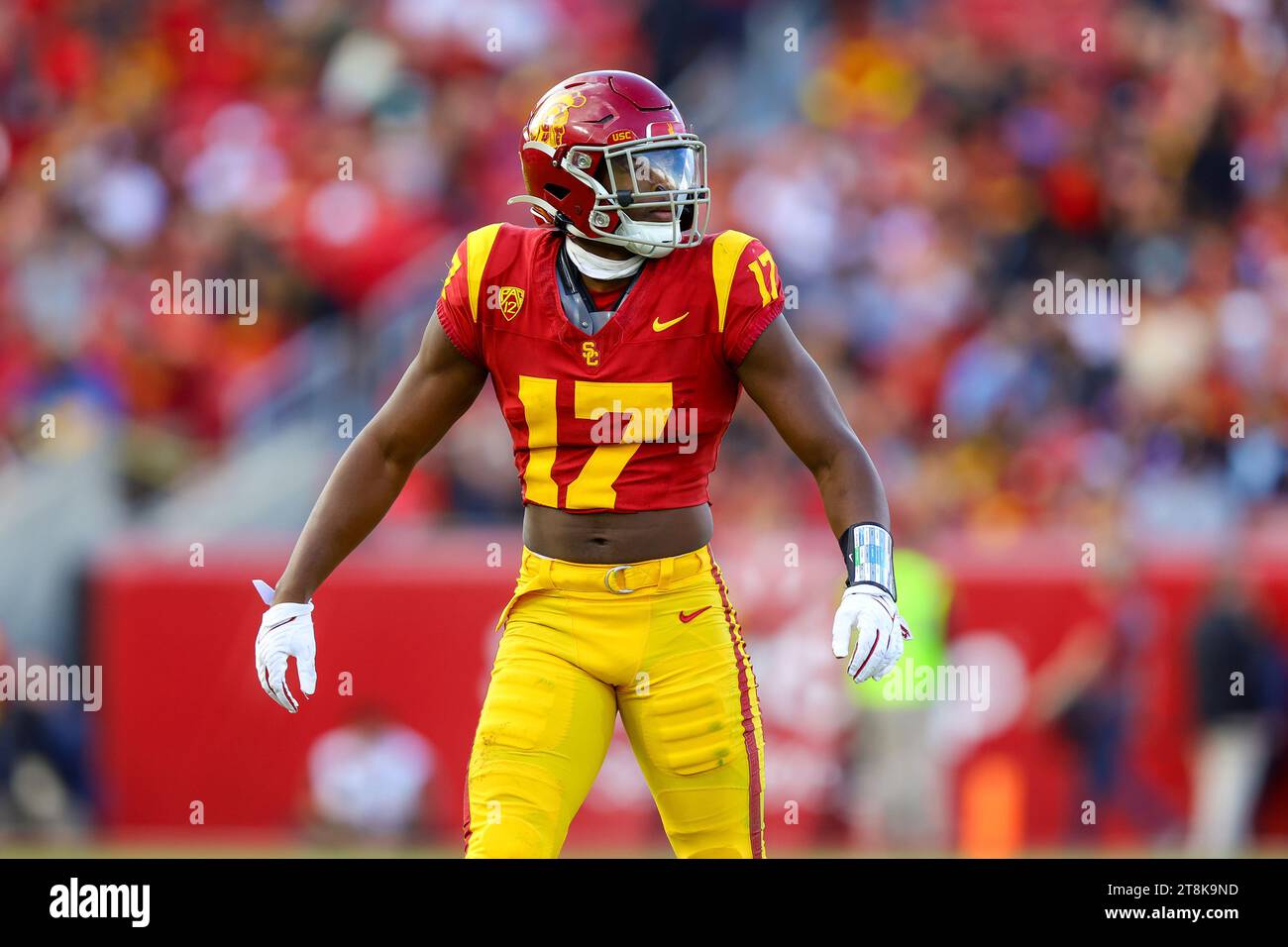 LOS ANGELES, CA - NOVEMBER 18: USC Trojans cornerback Christian Roland ...