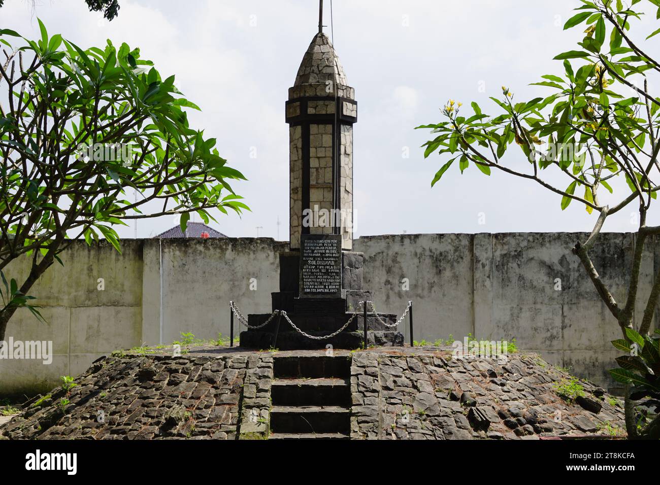 Potlot Monument (Pencil Monument). called the Potlot Monument because ...