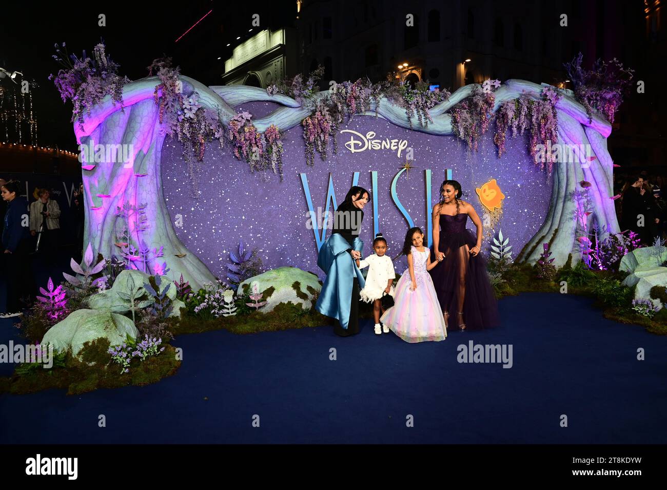 London, UK. 20th Nov, 2023. Julia Michaels, Ariana DeBose attends ...