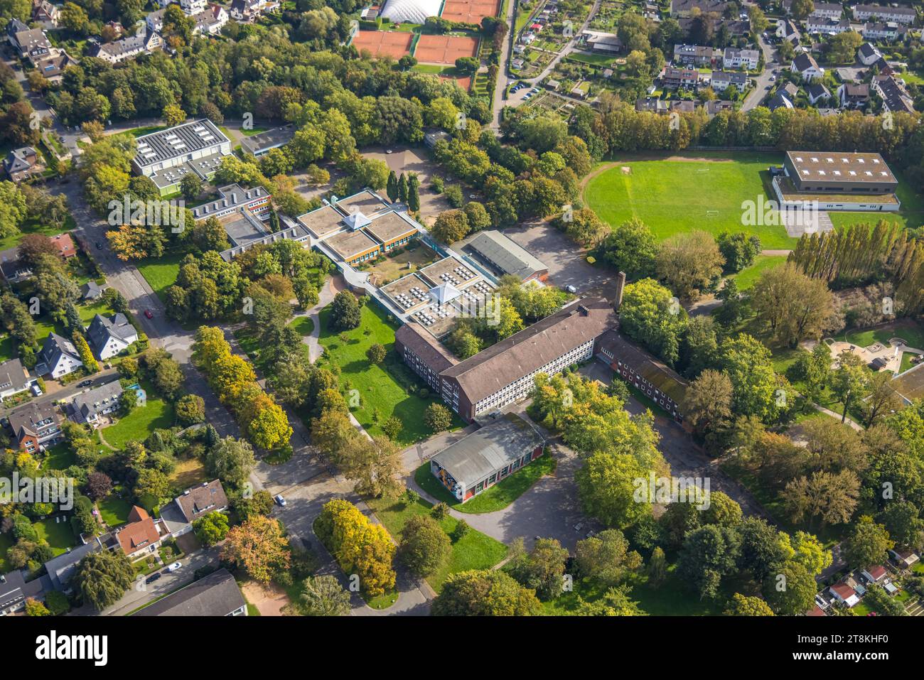 Aerial view, Gesamtschule Gartenstadt, Westfalendamm, Dortmund, Ruhr ...