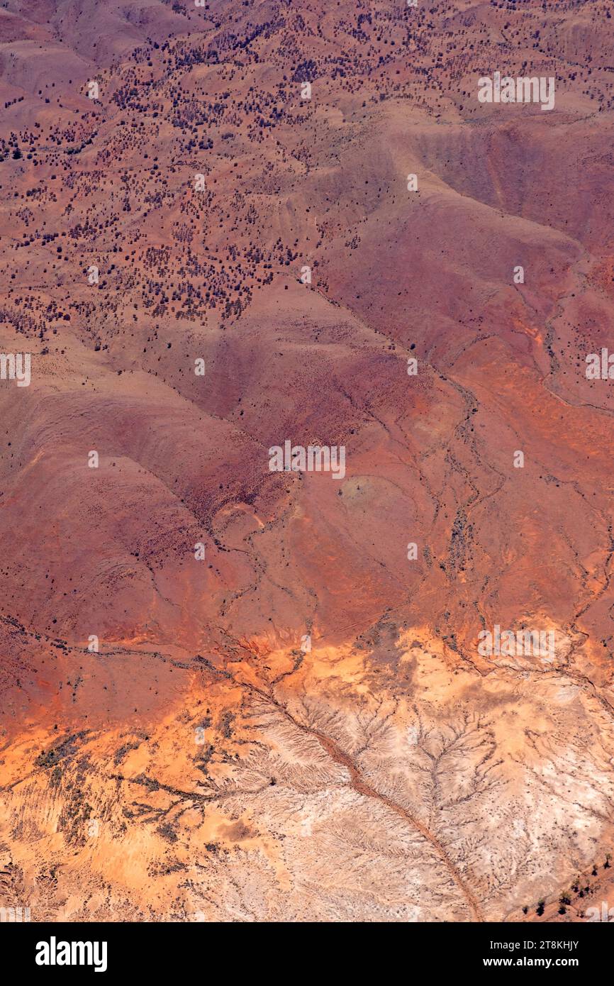 The outback patterns of the Flinders Ranges from the air Stock Photo ...