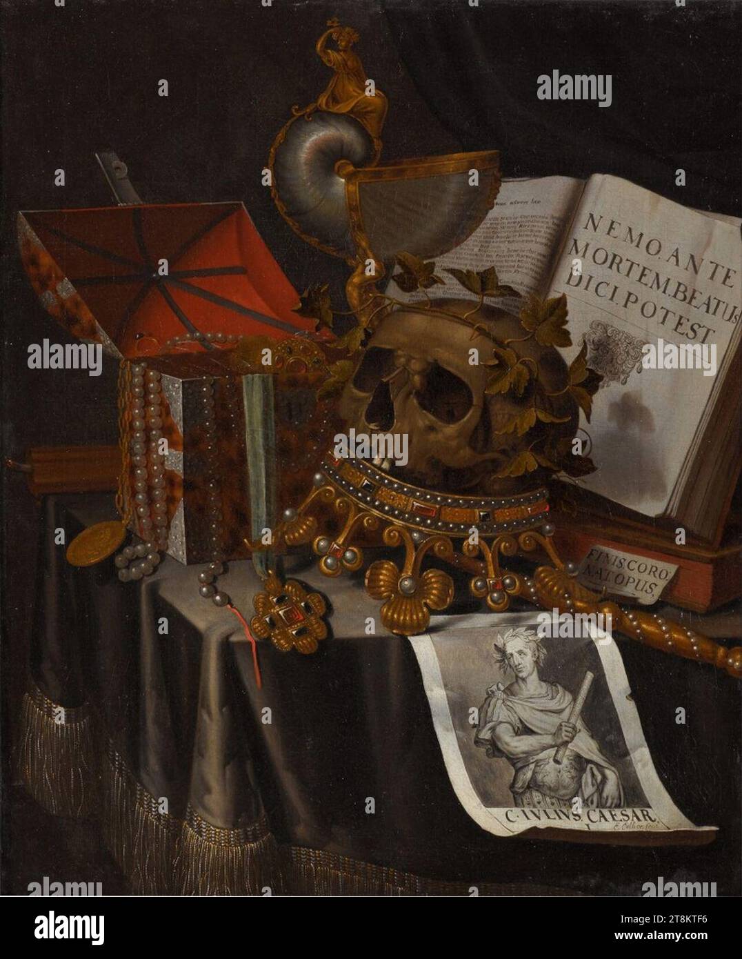 Inverted crown hi-res stock photography and images - Alamy