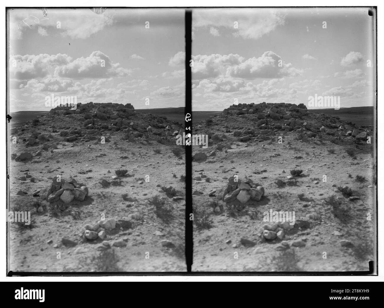 Burial types hi-res stock photography and images - Alamy