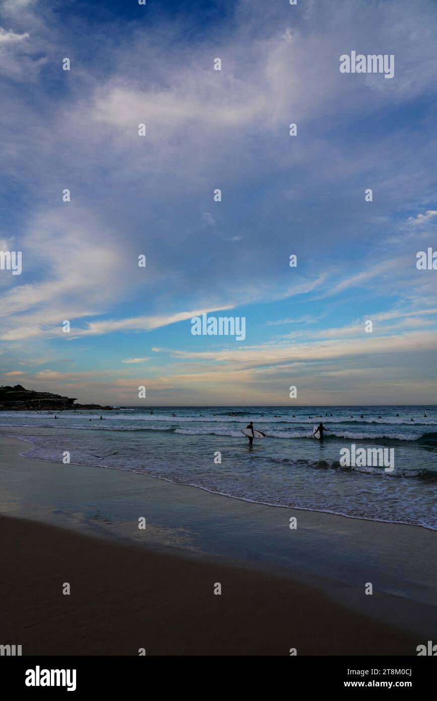 Maroubra beach hi-res stock photography and images - Alamy