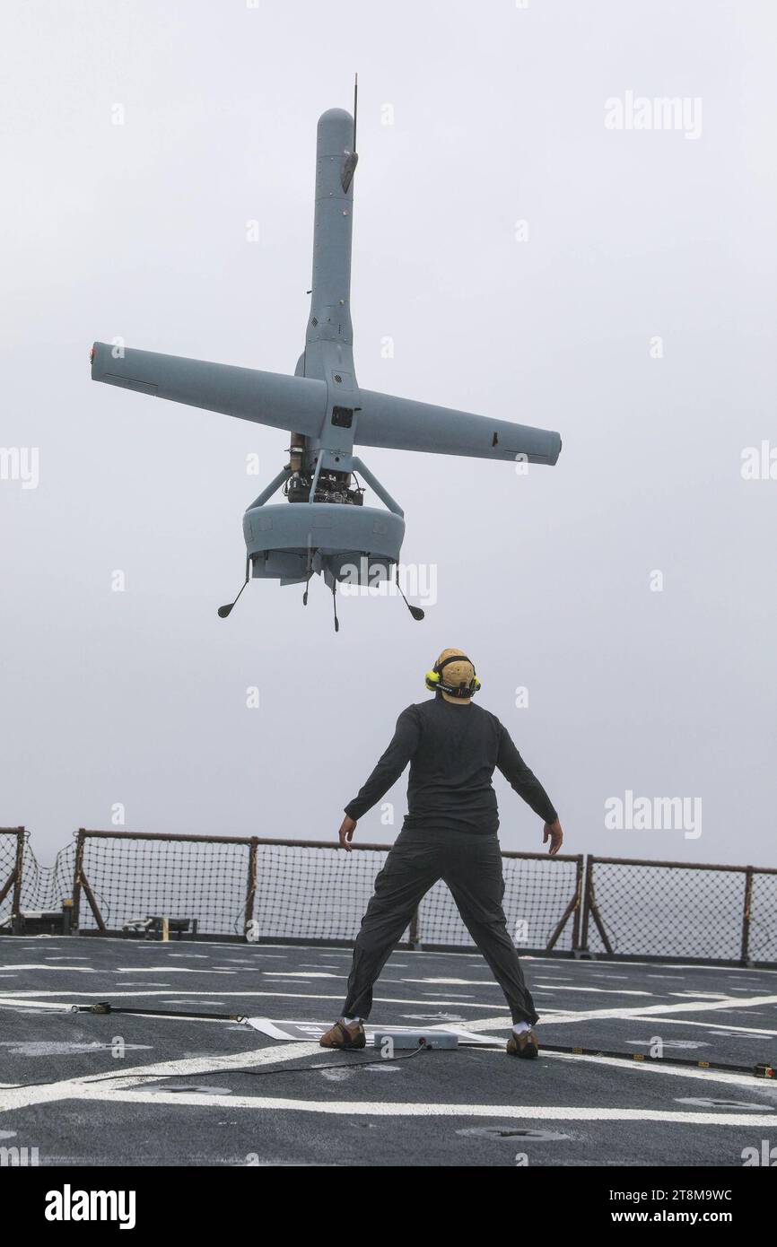 Uss bat hi-res stock photography and images - Alamy