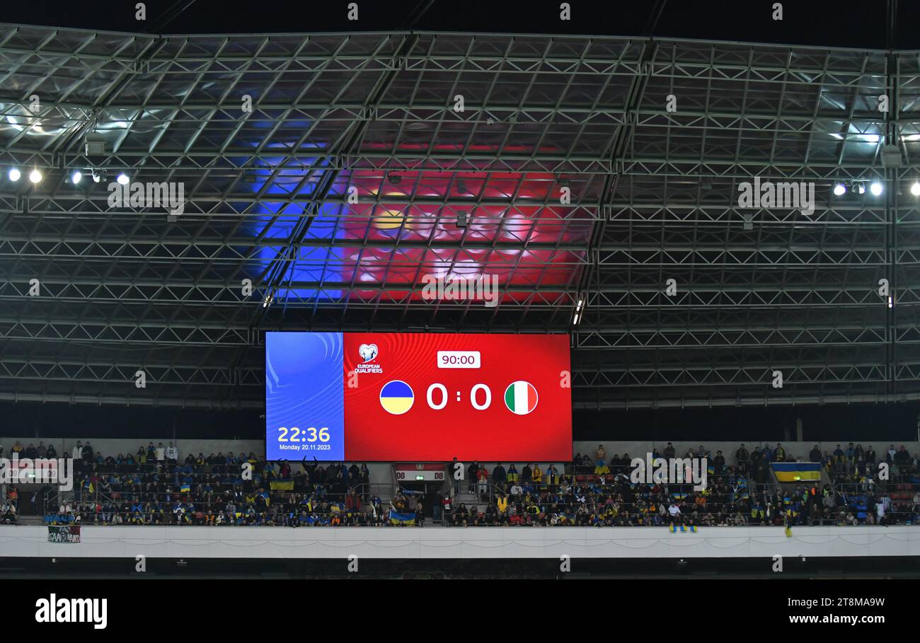 Final scoreboard draw hi-res stock photography and images - Alamy