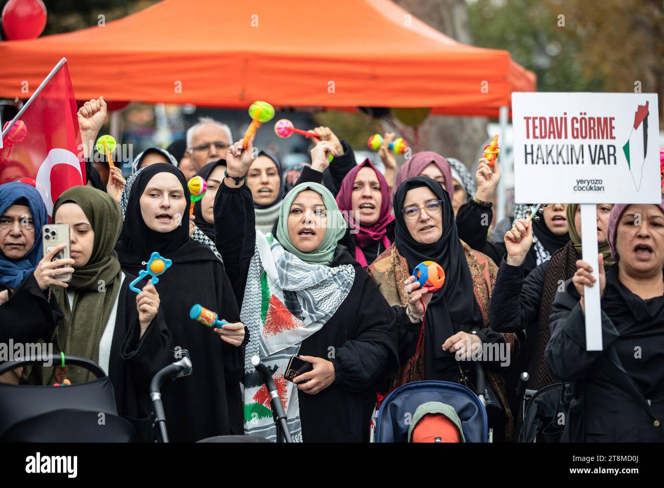 Istanbul, Turkey. 20th Nov, 2023. Protesters seen shouting slogans ...