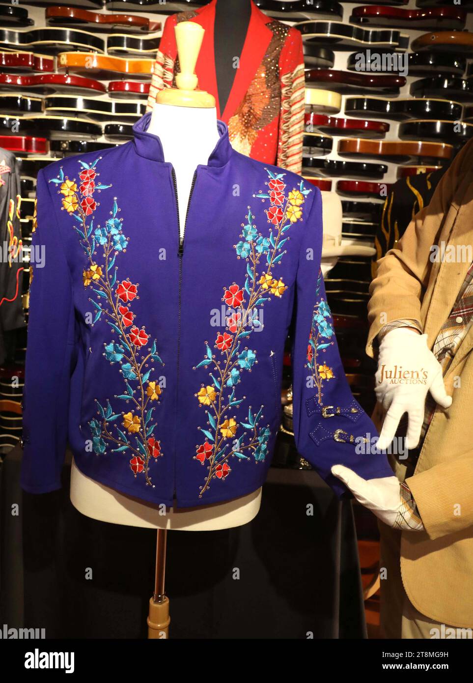 New York, New York, USA. 20th Nov, 2023. Dusty Hill Performance Jacket ...