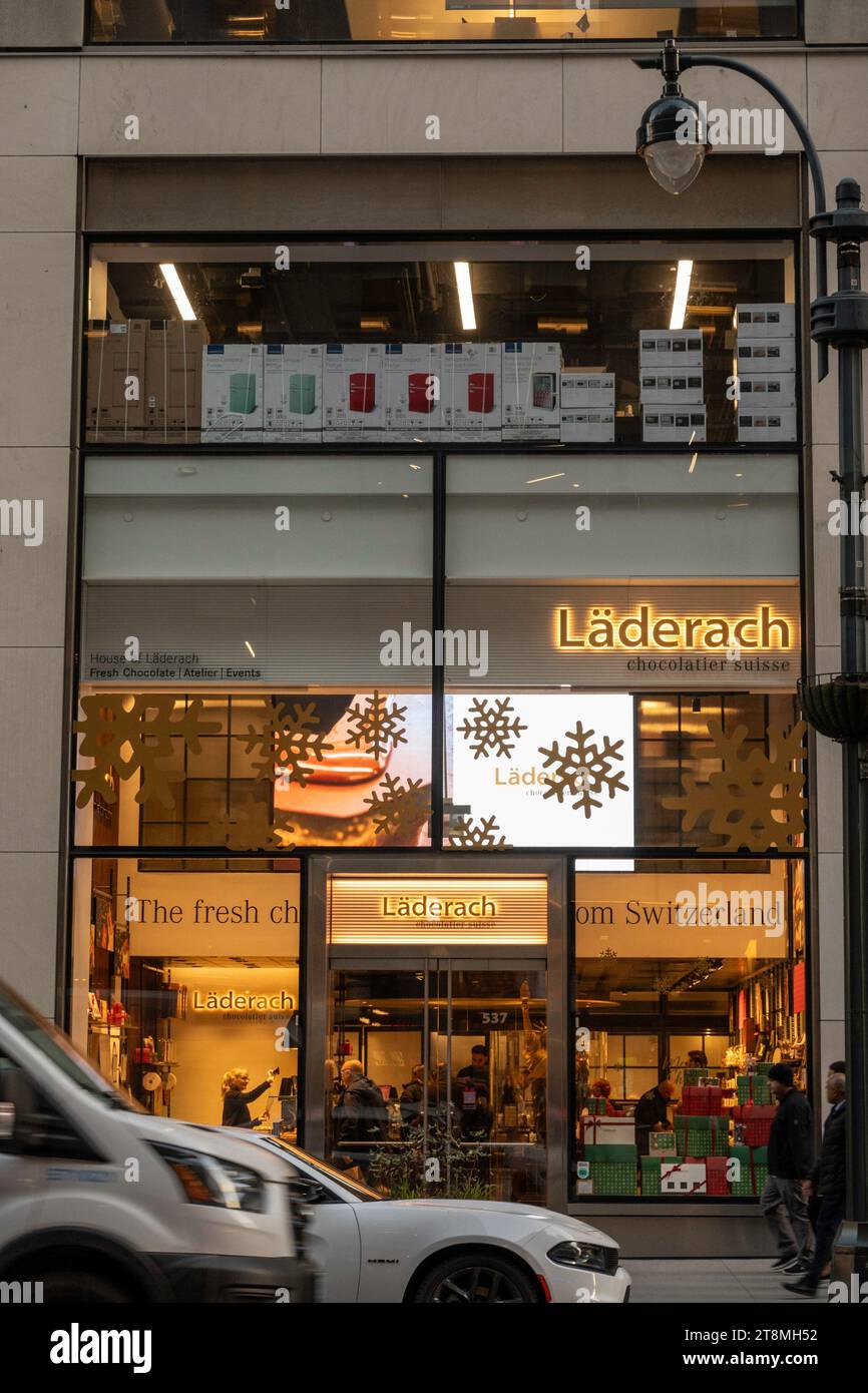 537 fifth avenue hi-res stock photography and images - Alamy