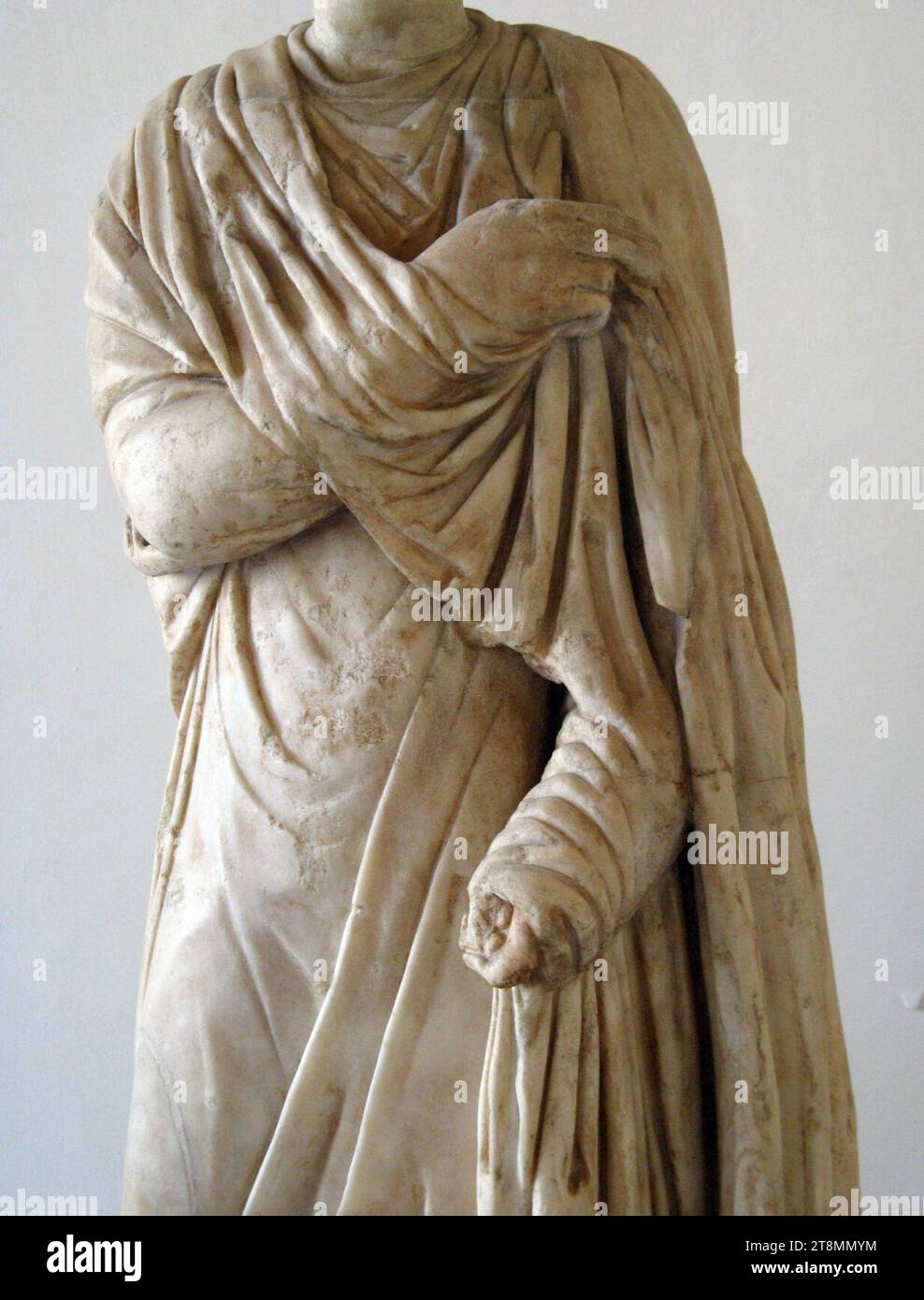 Venice MAN 153 Statue of a woman (Small Herculaneum type) detail 01 ...