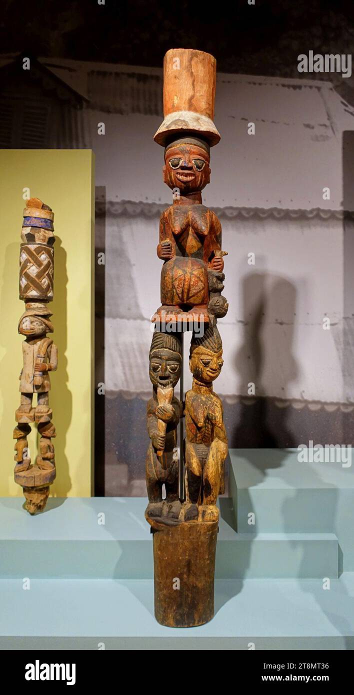 Veranda post yoruba hi-res stock photography and images - Alamy