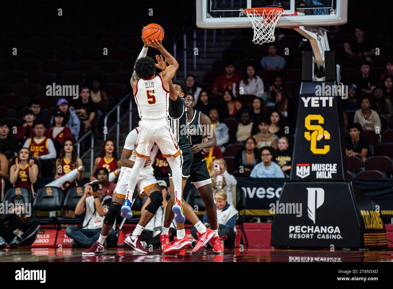 USC Trojans guard Boogie Ellis (5) shoots over Brown Bears guard Aaron ...
