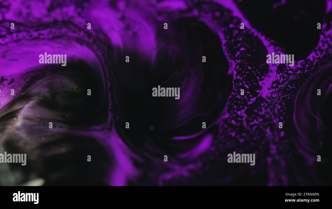 Ink spreading fluid splash hi-res stock photography and images - Alamy