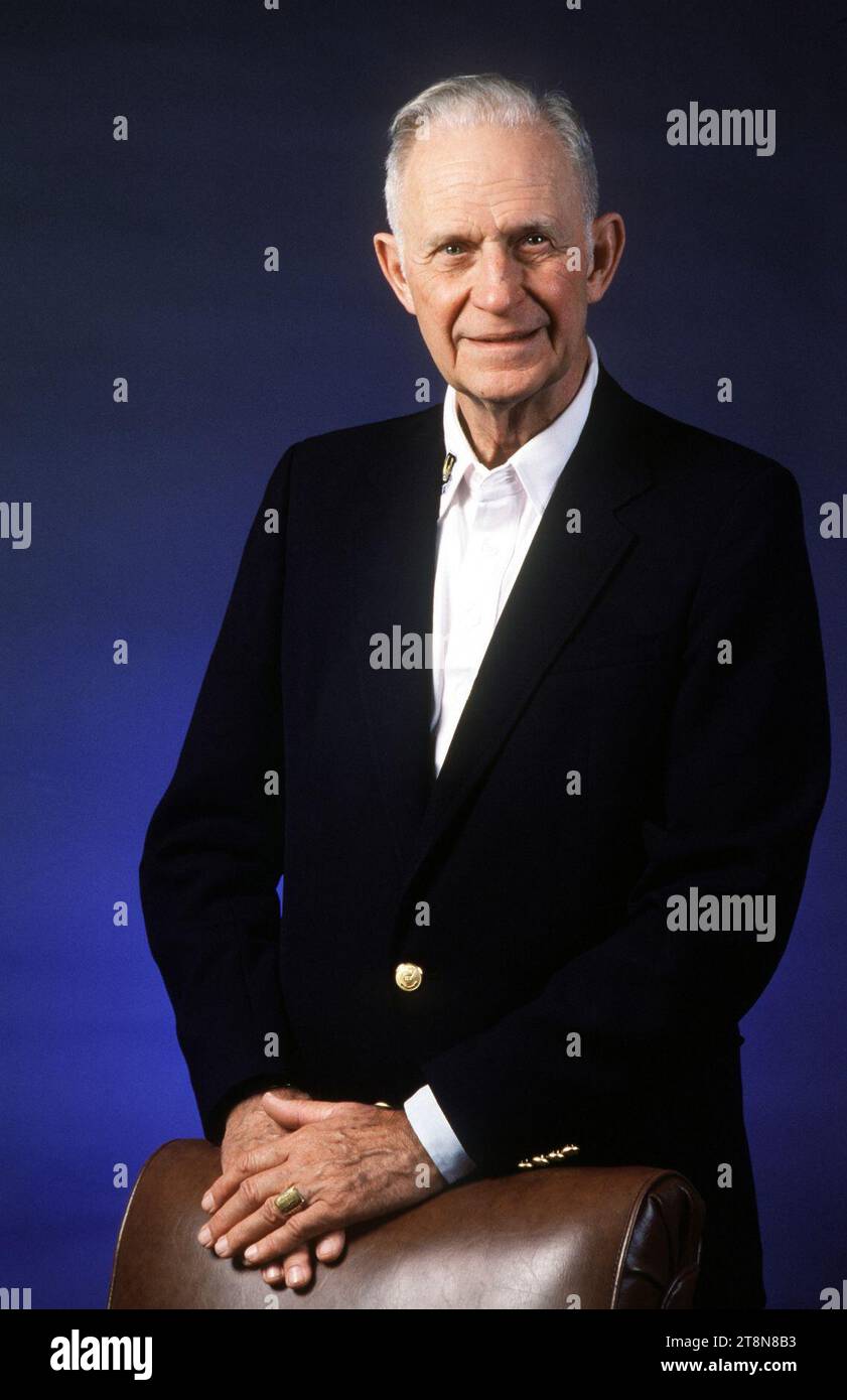 Verne orr hi-res stock photography and images - Alamy