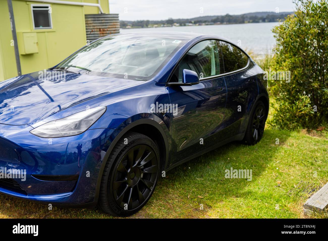 Ev car beach hi-res stock photography and images - Alamy