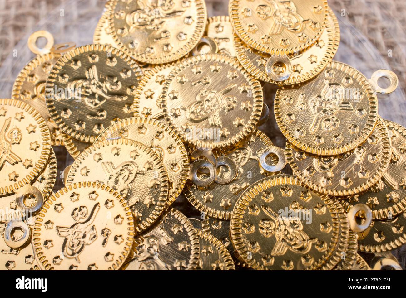 Gold fake hi-res stock photography and images - Alamy