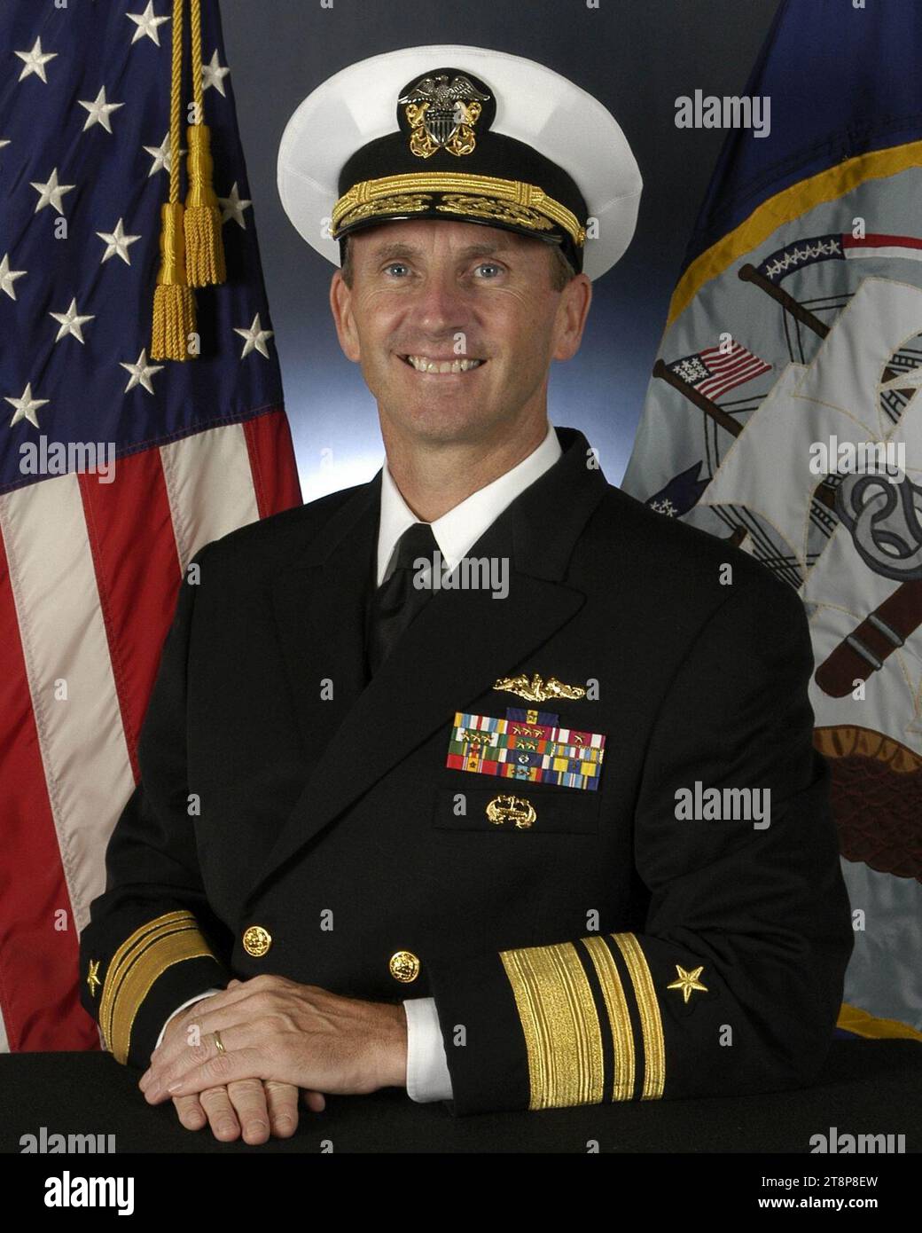 Adm jonathan w greenert hi-res stock photography and images - Alamy